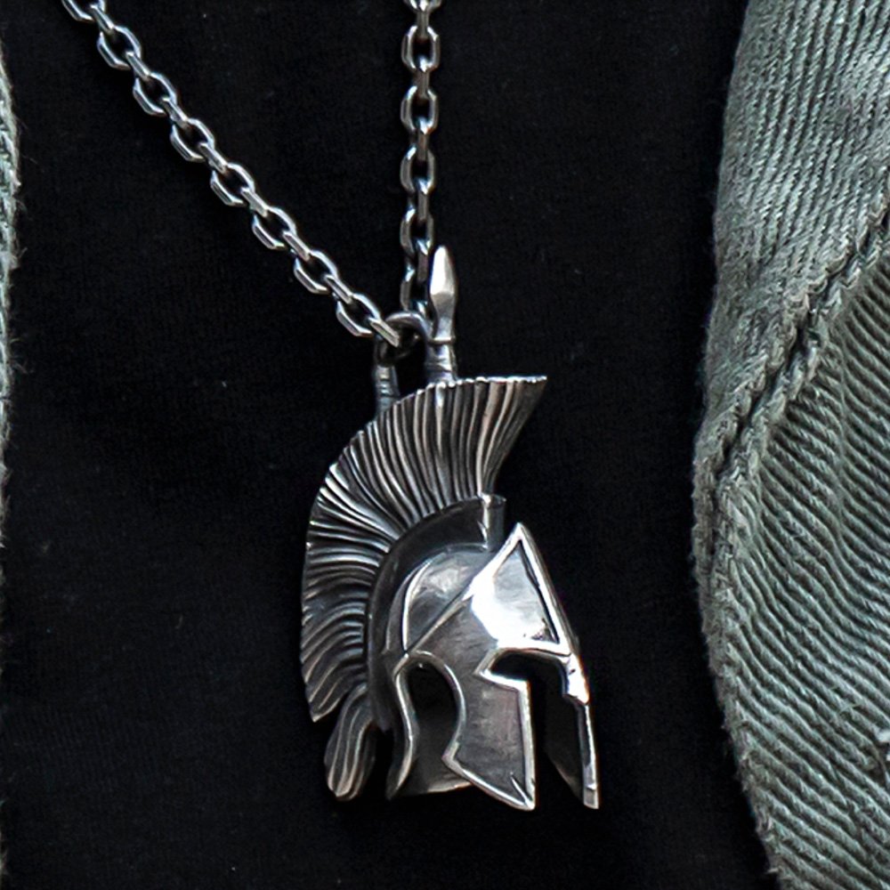Men's Fine Silver Spartan Mask Necklace - Jewelry1000.com